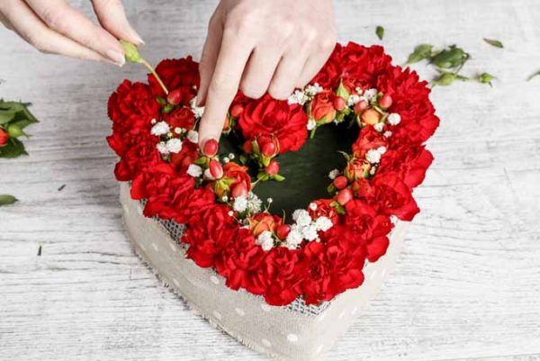 How to Make a Romantic Blooming Heart Centerpiece | Gardener's Path