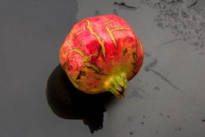 What Causes Pomegranate Fruits to Crack or Split?