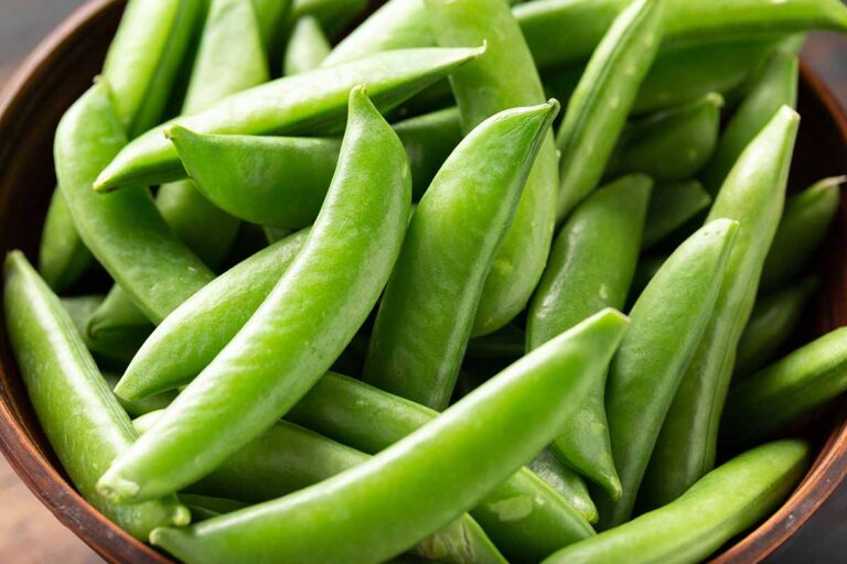 All About Edible Pod Peas | Gardener’s Path